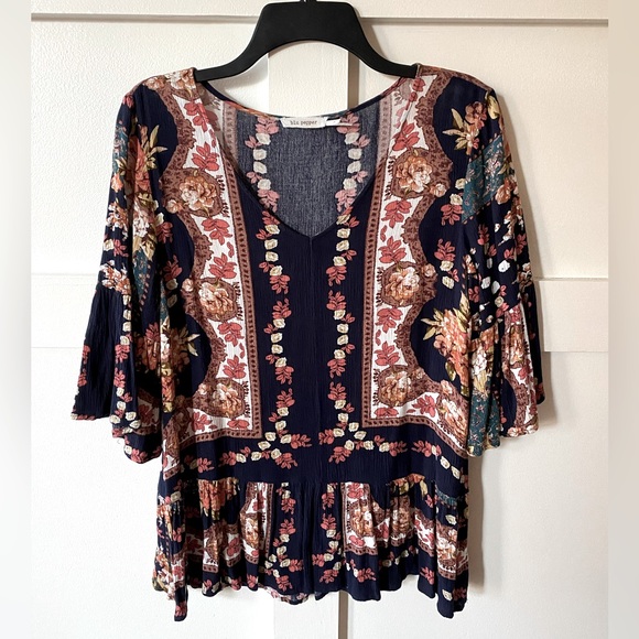 Blu Pepper | Tops | Women Blu Pepper Size S Could Easily Fit As Medium ...